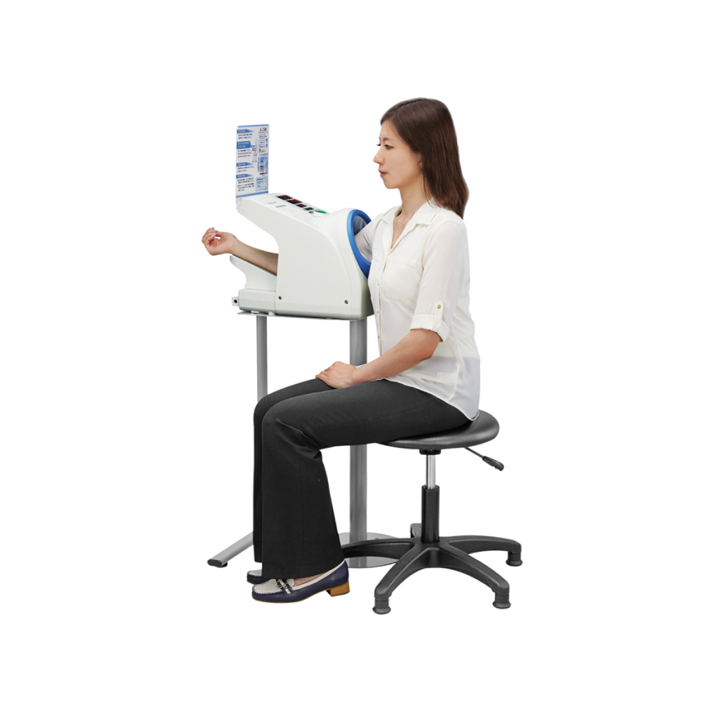 Automatic Blood Pressure Monitor & Stand | EMT Healthcare